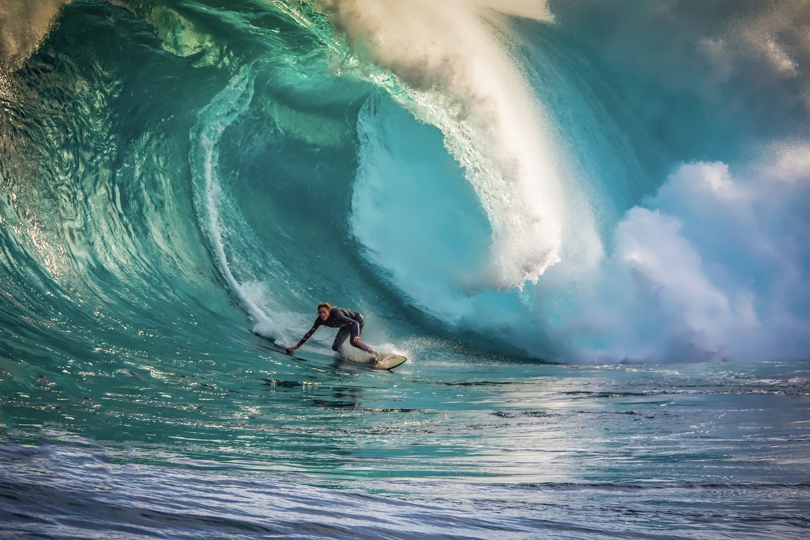 North Narrabeen's Laura Enever Crowned Surfer of the Year